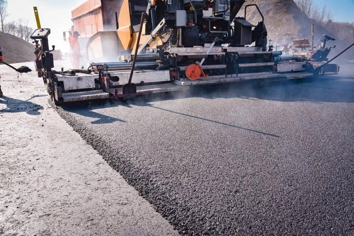 Asphalt Works Melbourne | Commercial, Industrial & Government Paving